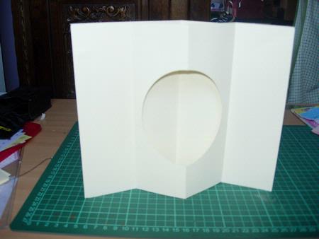 Circle Pop Out Card - CUP700147_175 | Craftsuprint