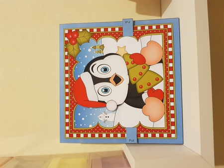3D Animated Christmas Moveable Wobble Head Card Kit - Penguin has an ...